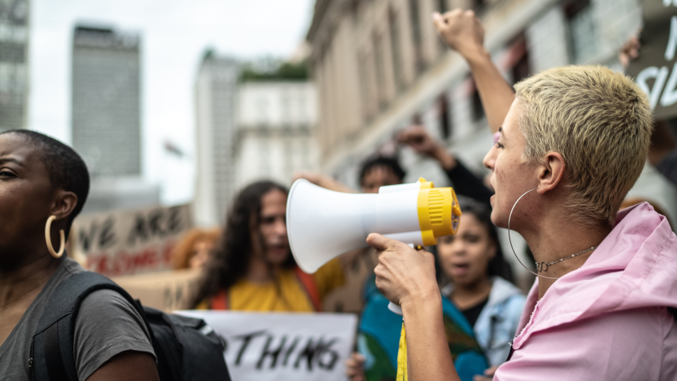 Strikes and minimum service levels for schools - HCR Law