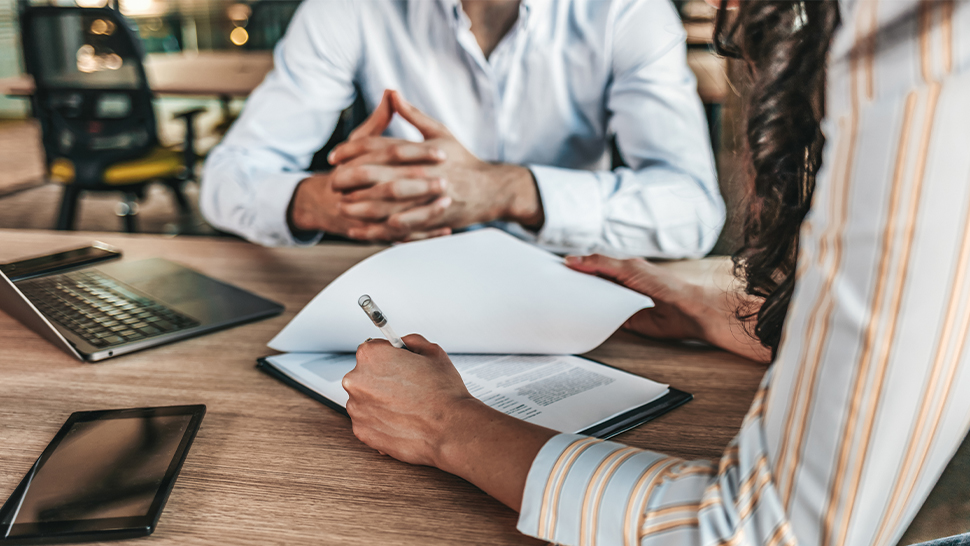 A guide to dealing with employment references - HCR Law